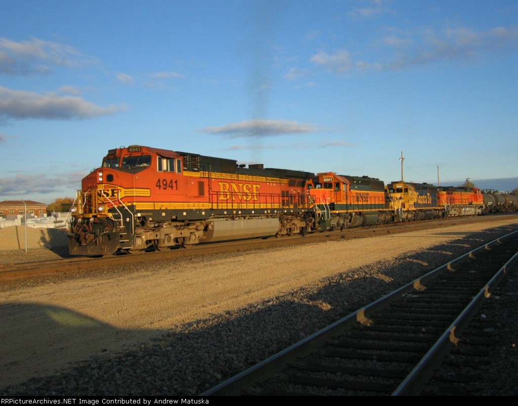 BNSF 4941